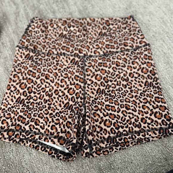 Fleo | Shorts | Fleo Brown And Black Athletic Shorts With Leopard Print ...